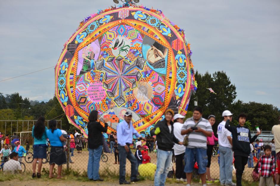 El cielo se pintó de colores en el Día del Barrilete | Soy502