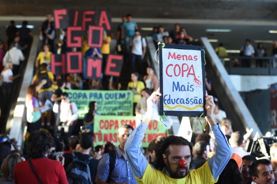 Manifestaciones contra el Mundial se extienden por todo Brasil