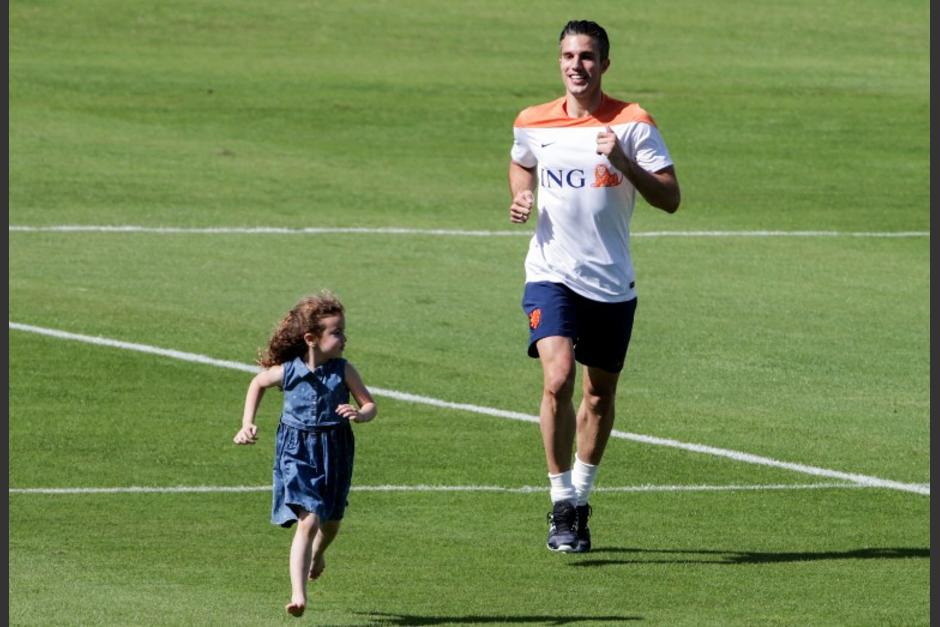Ambiente tranquilo y familiar en el entrenamiento de Holanda