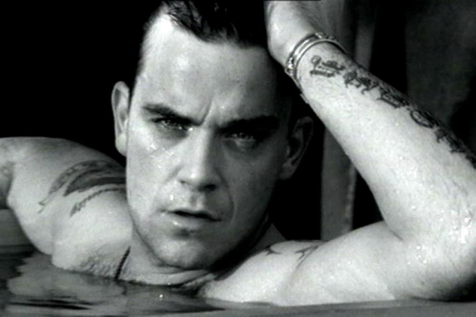 Robbie Williams confiesa que su abuso de botox le está saliendo mal