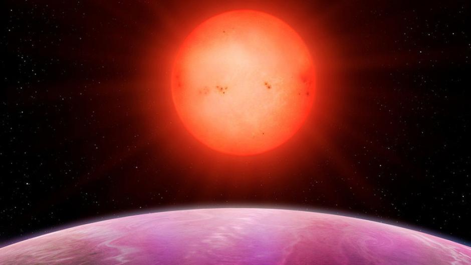 Descubren un planeta "monstruo" que desconcierta a los científicos