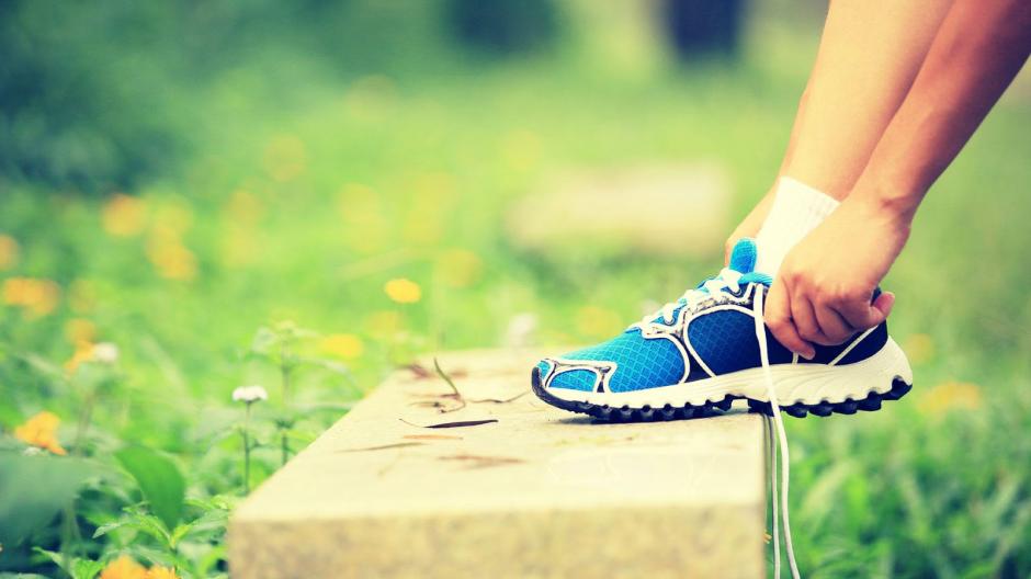 Esta es la solución para quitar el mal olor de los pies y los tenis