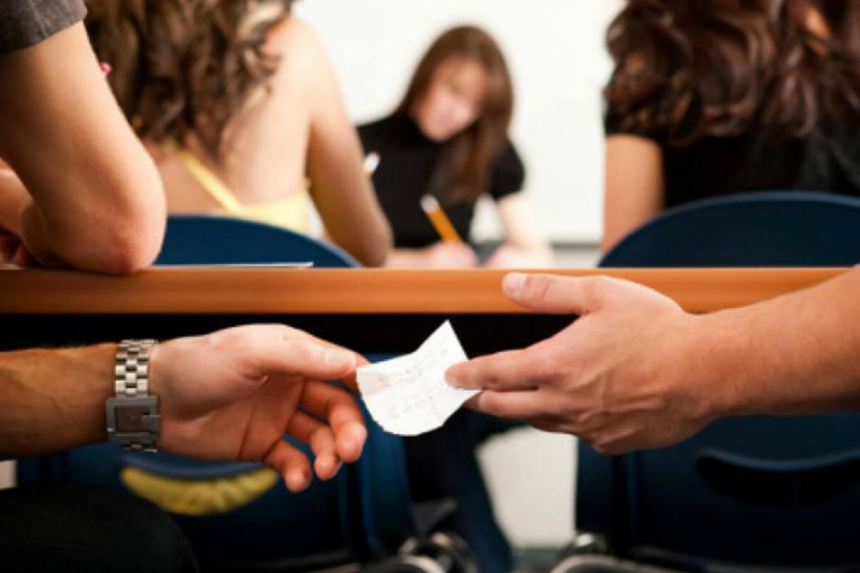 Atención, "teacher": el programa que delatará a los copiones