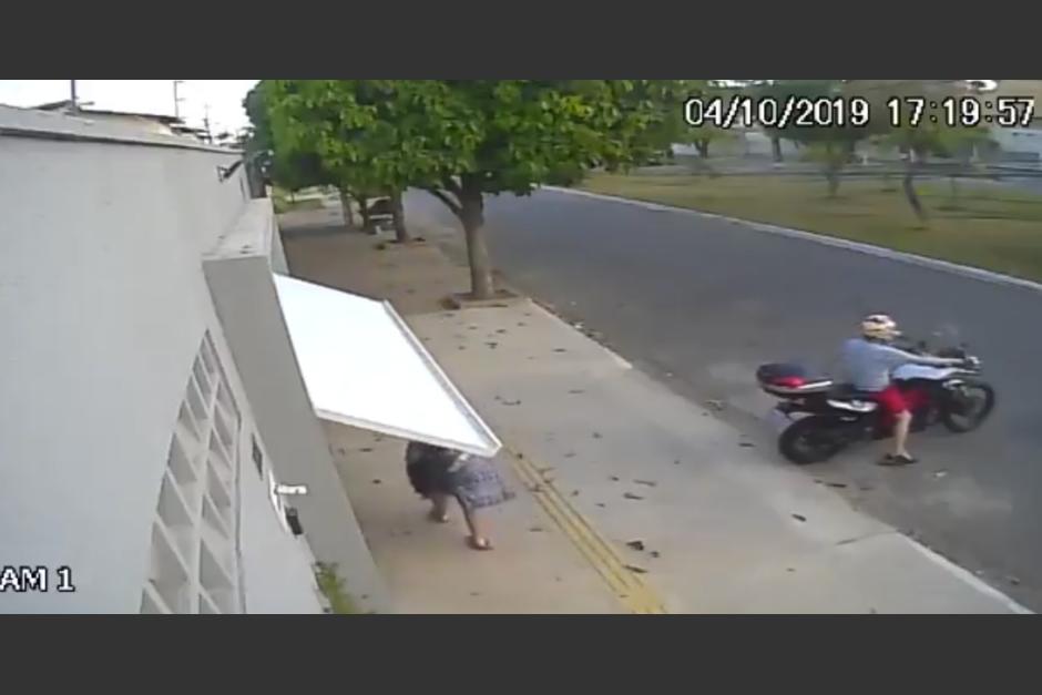 El "meme" del momento: ¿qué pasó con la mujer atrapada en garage?