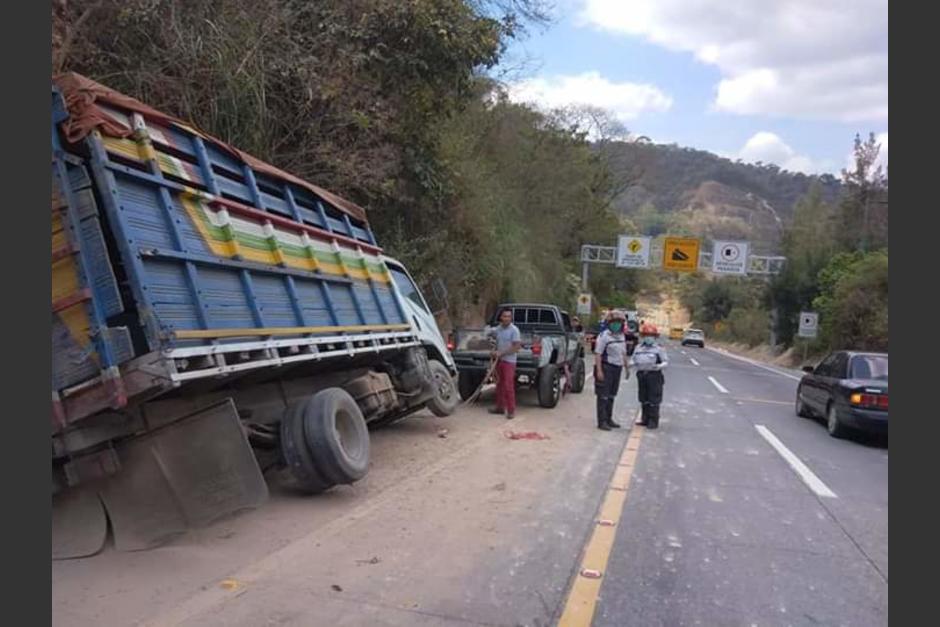 Camión Sin Frenos Choca En La Ruta Hacia Antigua Guatemala