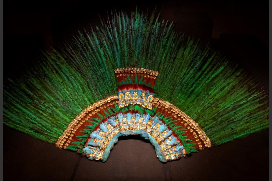 México busca recuperar en Viena el histórico penacho de Moctezuma