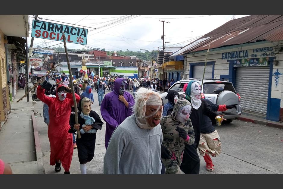 Pese a restricciones realizan tradicional "Judiada" en Xela