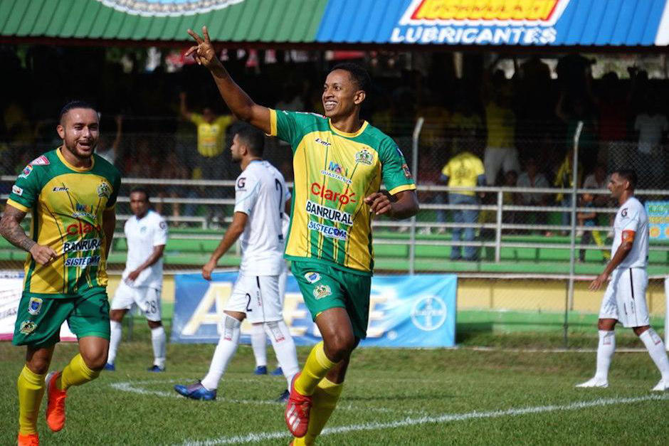 José Corena deja Guastatoya y ficha con Comunicaciones