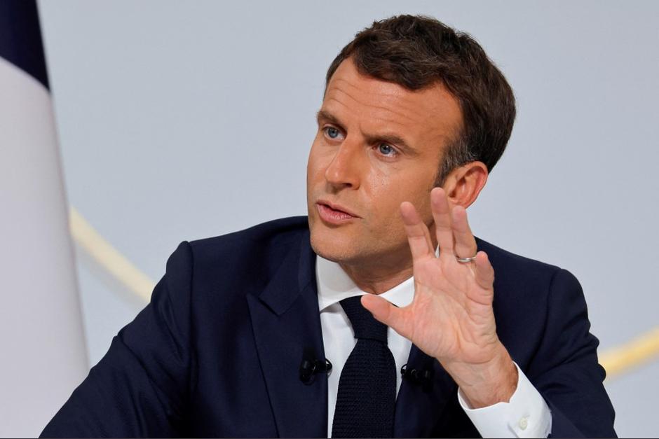 18 meses de prisión contra el hombre que abofeteó a Macron