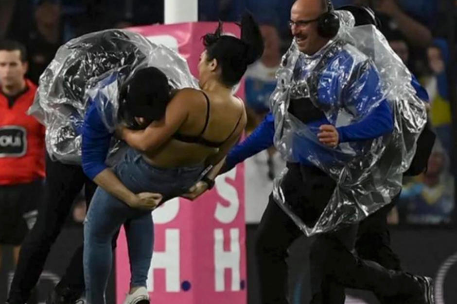 Tiktoker que invadió estadio sufre su primer revés