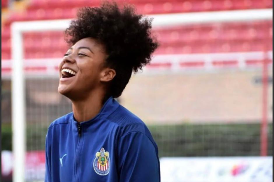 Seleccionada guatemalteca Leslie Ramirez se despide de las Chivas