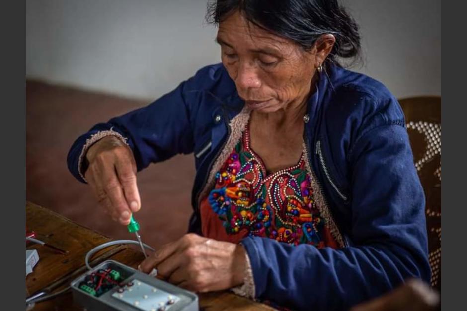 Las diez guatemaltecas graduadas en Ingeniería Solar