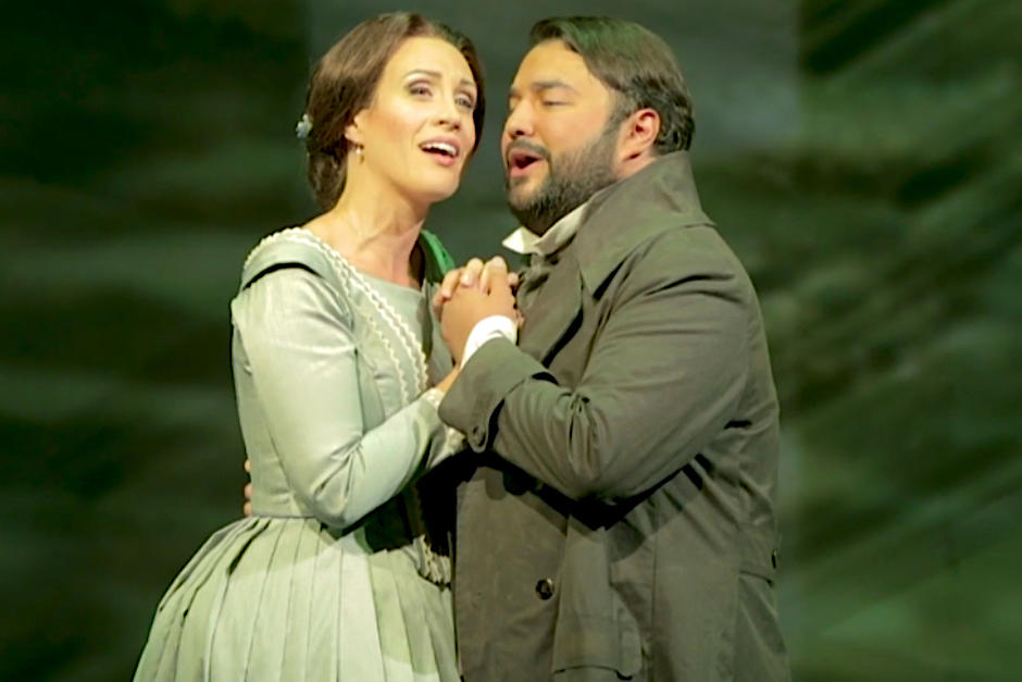 Tenor guatemalteco Mario Chang debutará en teatro ruso Bolshoi