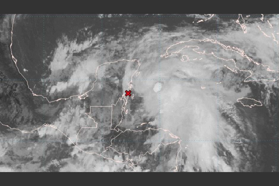 Aumenta a 80% probabilidad de formarse tormenta Alex