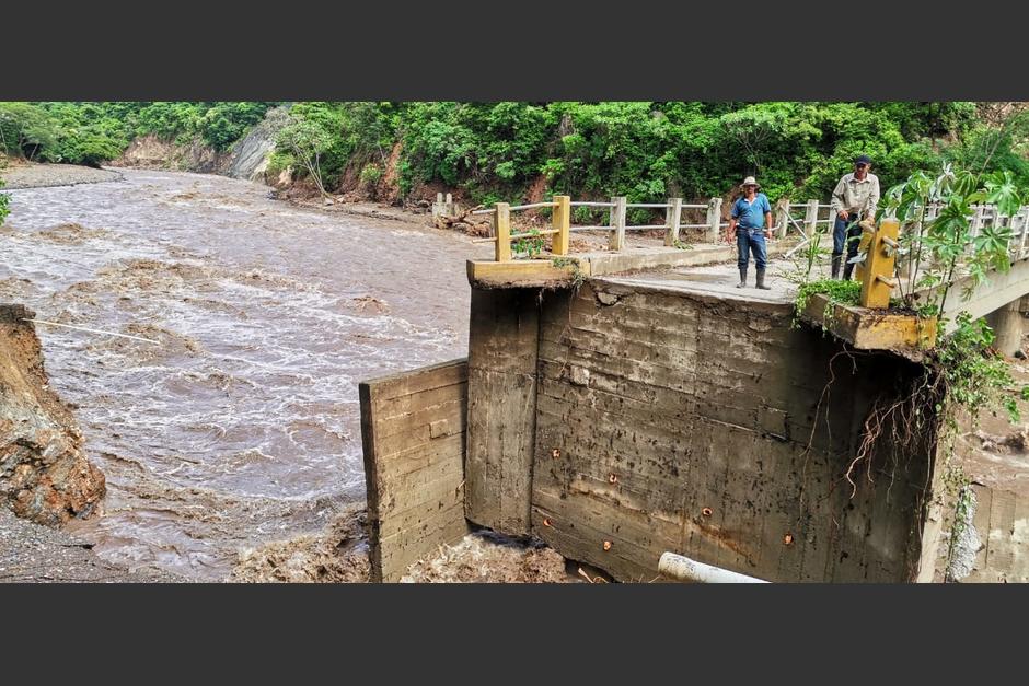 Reportan seis puentes destruidos durante la última semana
