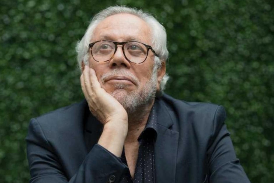 Esto pedía Luis de Llano a las mujeres guapas que buscaban fama