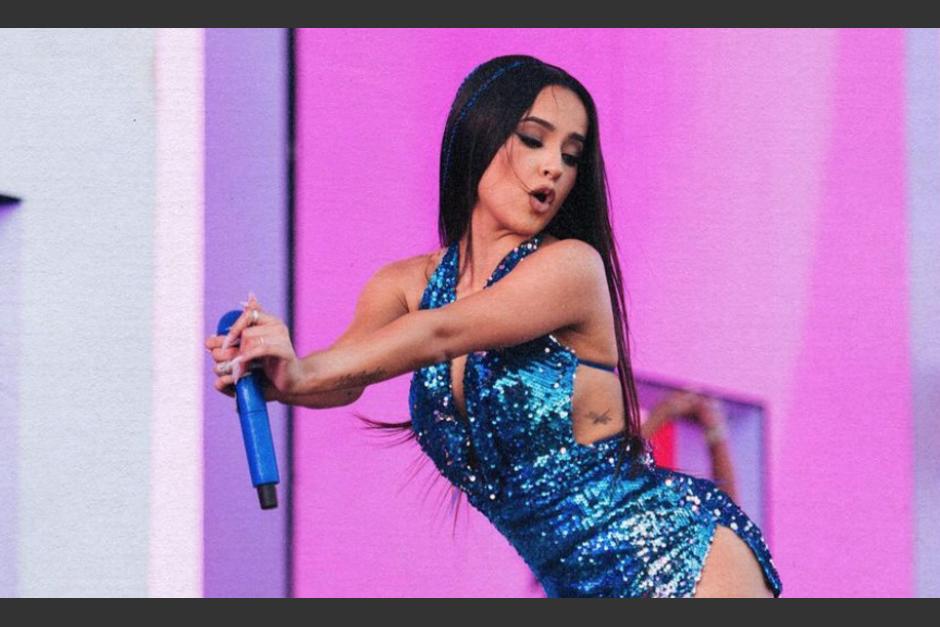 Becky G habla de su prometido durante show en Coachella