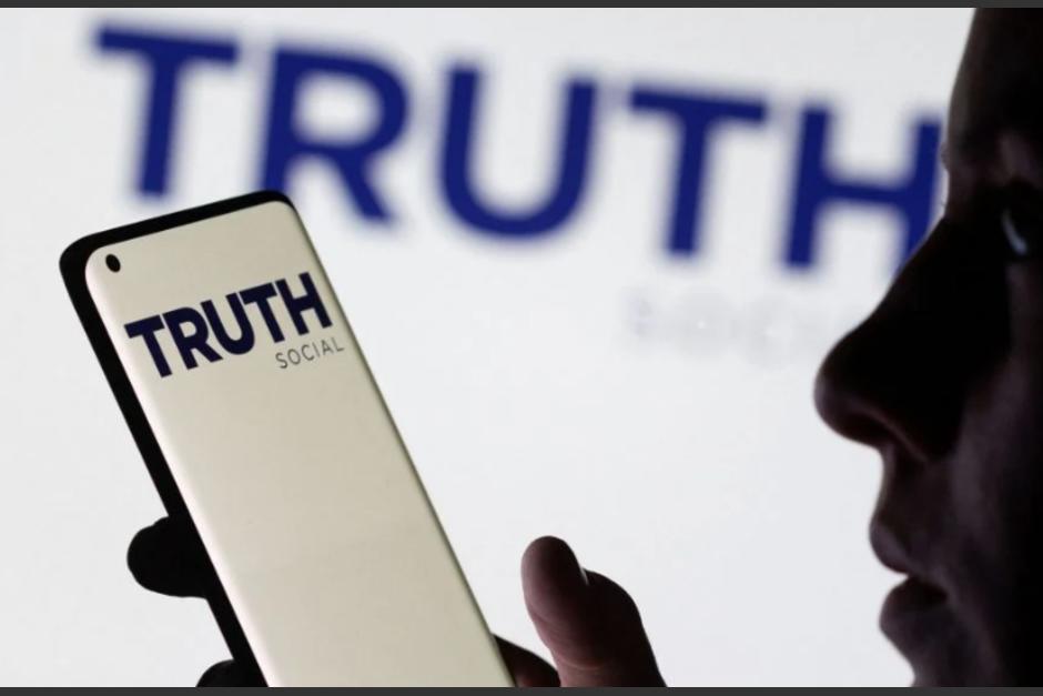¿Qué es "Truth Social" , la red social de la que todos hablan?