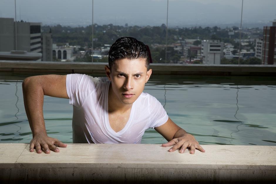 Angel Miranda estrena hoy su sencillo "Aún no sale el sol"