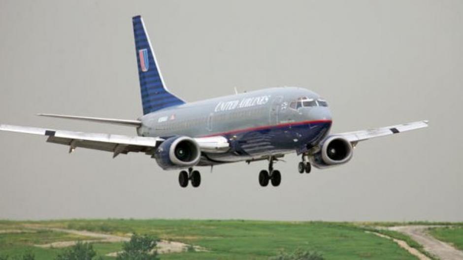 Piloto de Boeing 777 realiza un aterrizaje al estilo "Transformers"