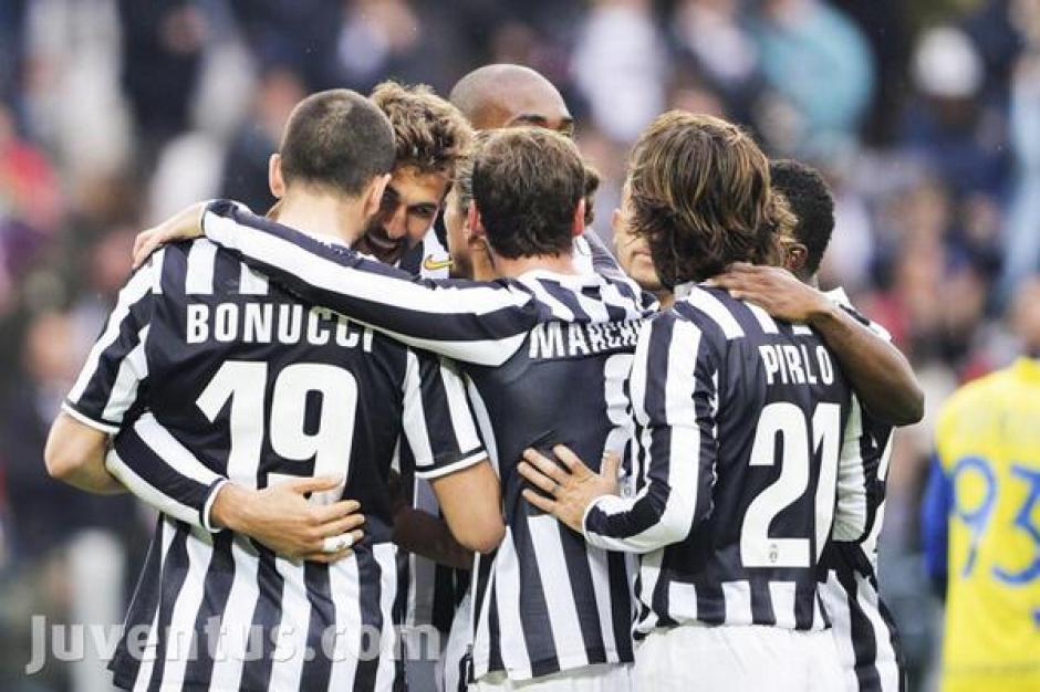 Juventus le gana al Chievo y domina el "calcio" italiano