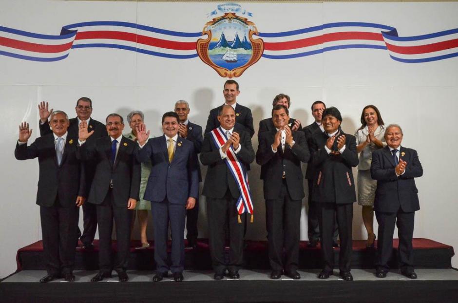 Nuevo presidente de Costa Rica promete diálogo y lucha a la corrupción