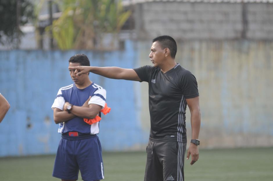 El árbitro guatemalteco Walter López debutará en los Juegos Olímpico de ...