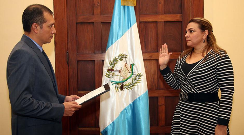 Nuevas salidas en el Gobierno de Jimmy Morales