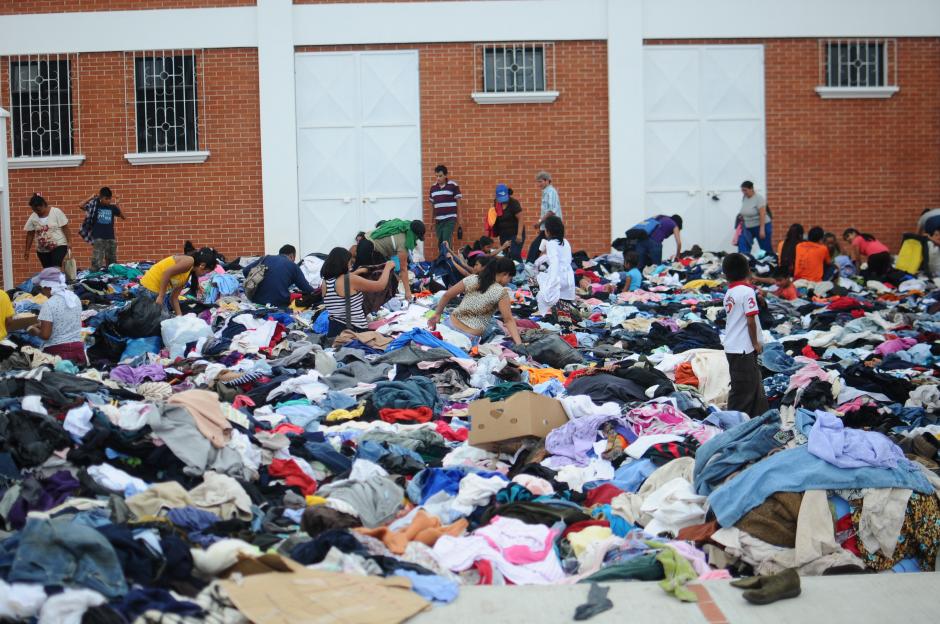 Municipalidad de Santa Catarina regala la ropa donada por El Cambray ...