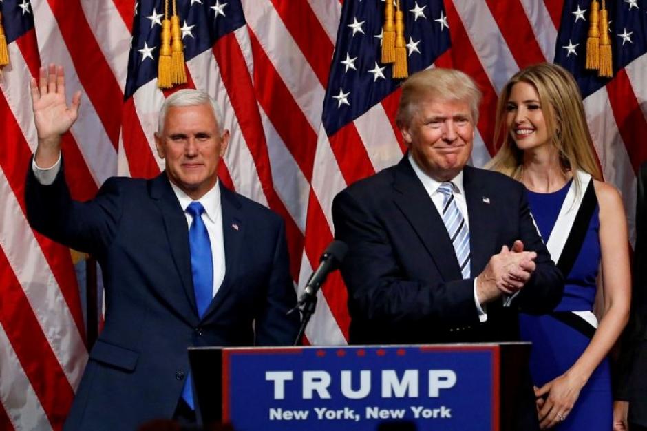 Donald Trump nombra formalmente a Pence como compañero de fórmula