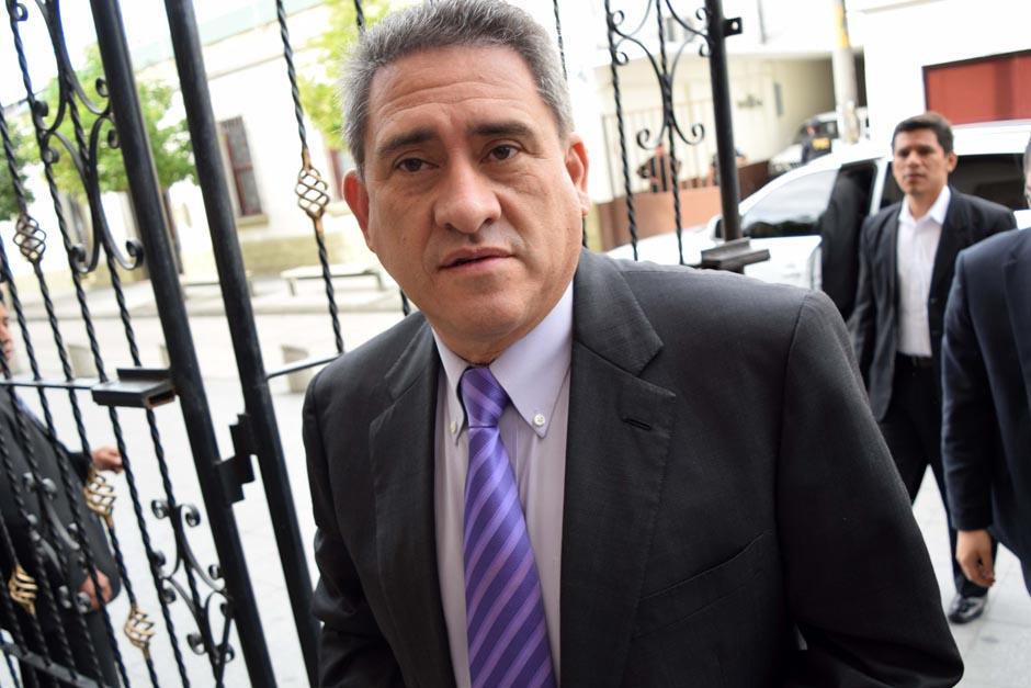 Roberto Alejos y TODOS sus perfiles en redes sociales