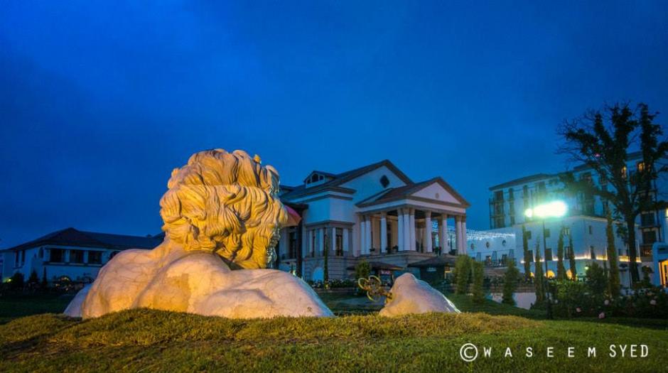 El Gigante de Cayalá fotografiado por Waseem Syed