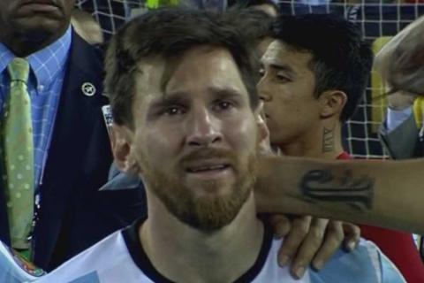 Messi llora desconsolado tras otra final perdida con Argentina | Soy502